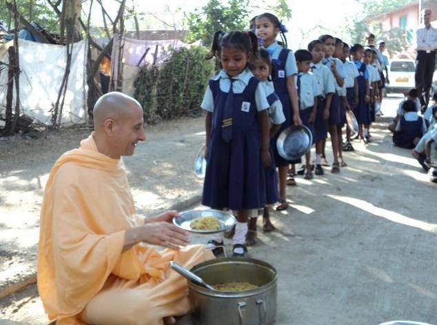 Iskconpuri : Food For Life ISKCON HAS SERVED MORE THAN 2.5 CRORE MEALS ...